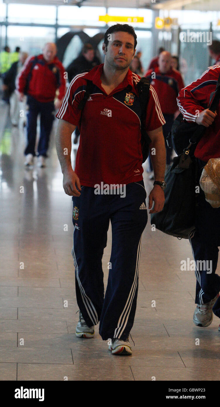 Rugby Union - British and Irish Lions Return - Heathrow Stock Photo - Alamy
