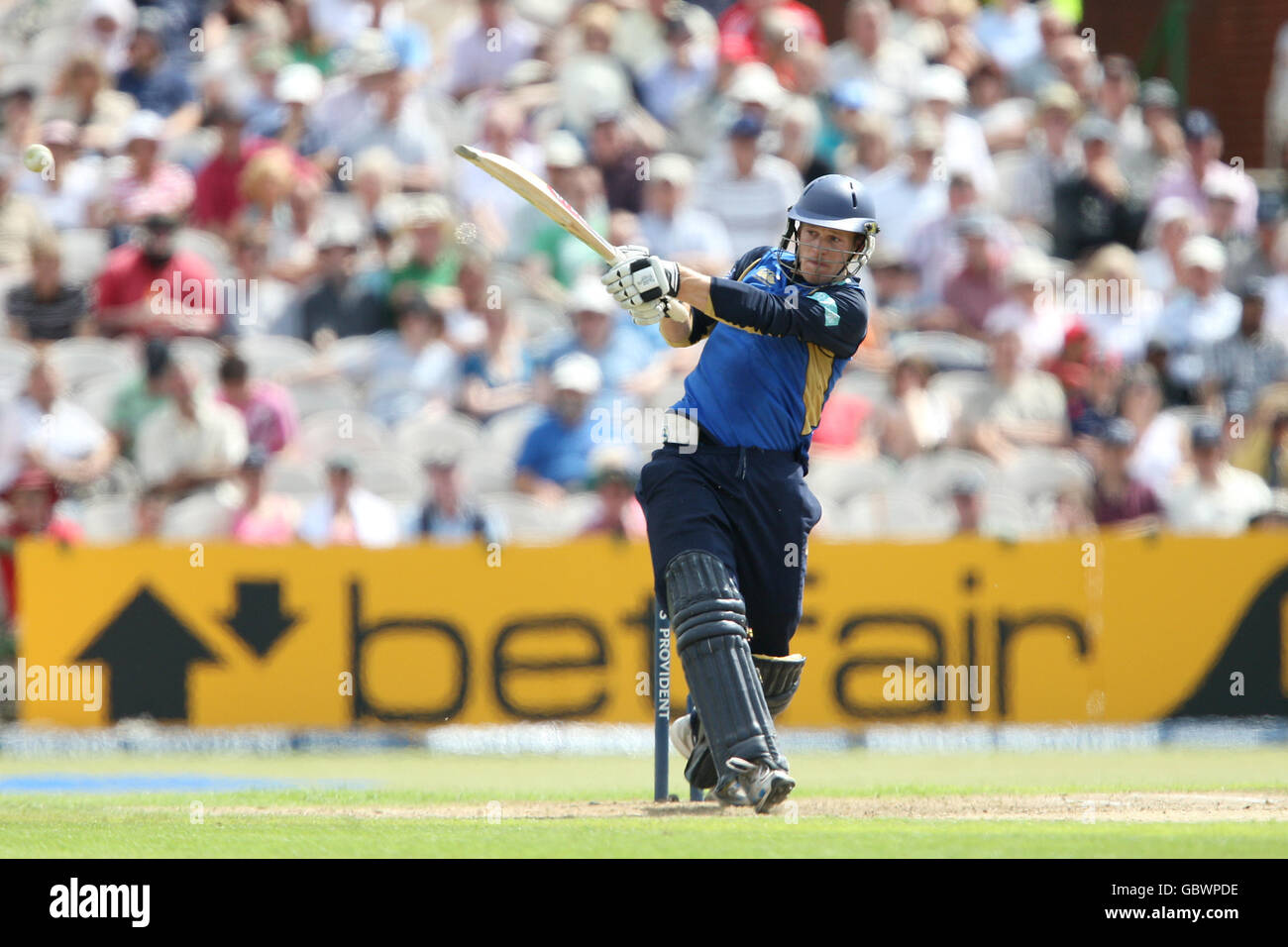 James adams hi-res stock photography and images - Alamy