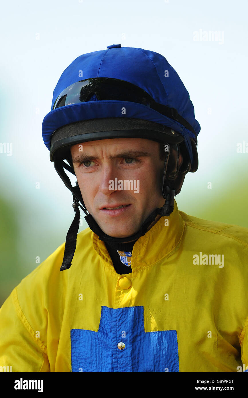 Horse Racing, Haydock Park. Jockey Tom Eaves Stock Photo - Alamy