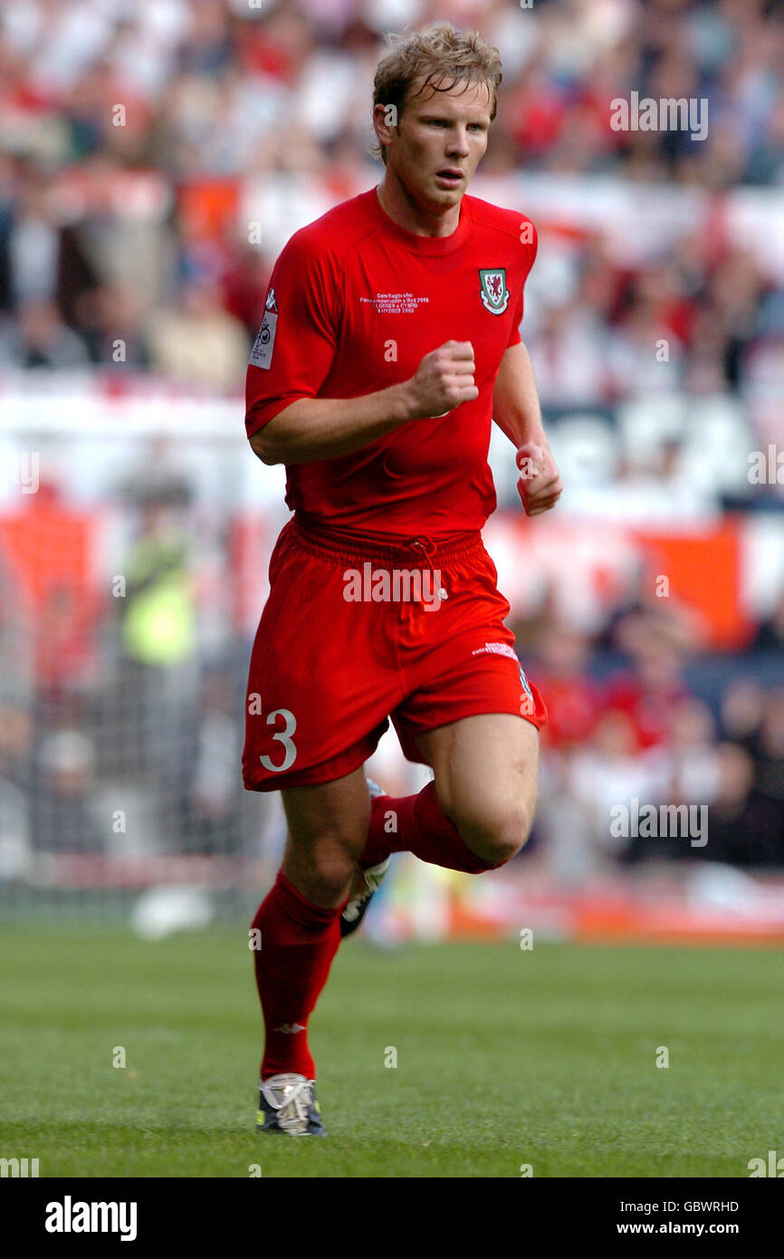 Soccer - FIFA World Cup 2006 Qualifier - Group Six - England v Wales ...