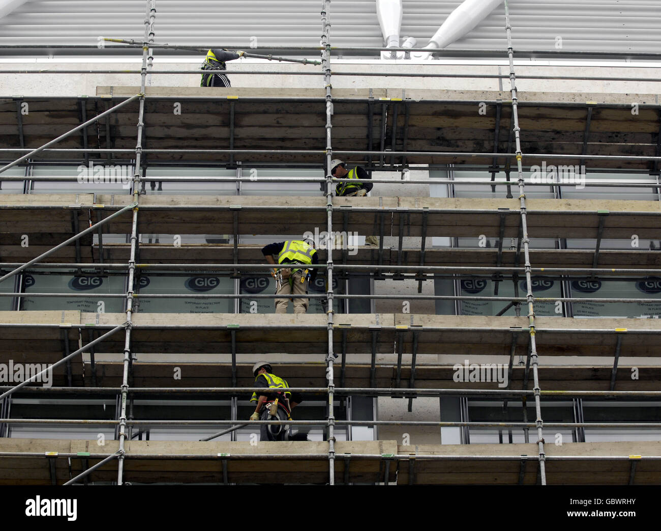 News stock scaffold hi-res stock photography and images - Alamy