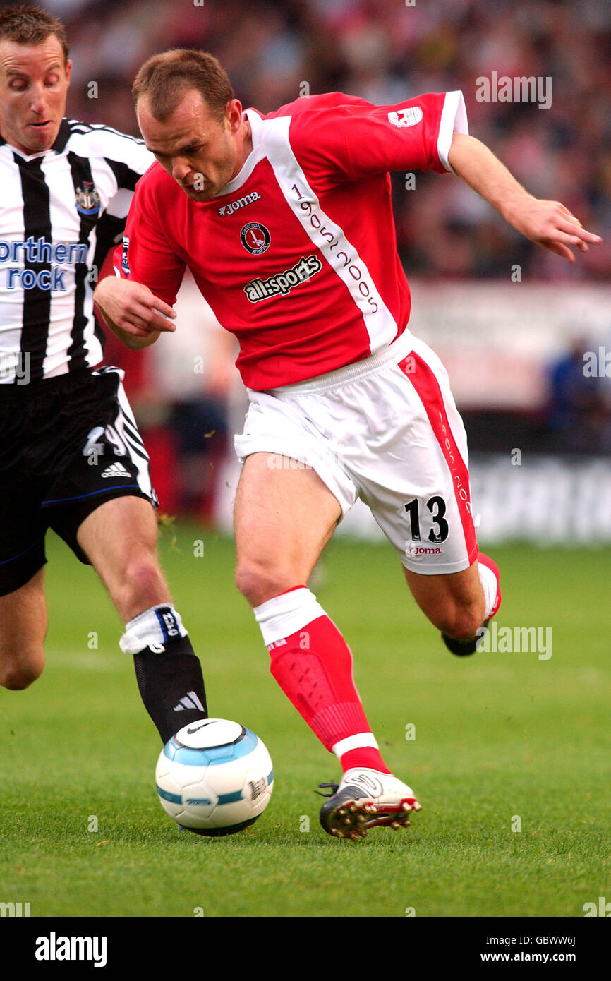 Football stock lee bowyer hi-res stock photography and images - Alamy