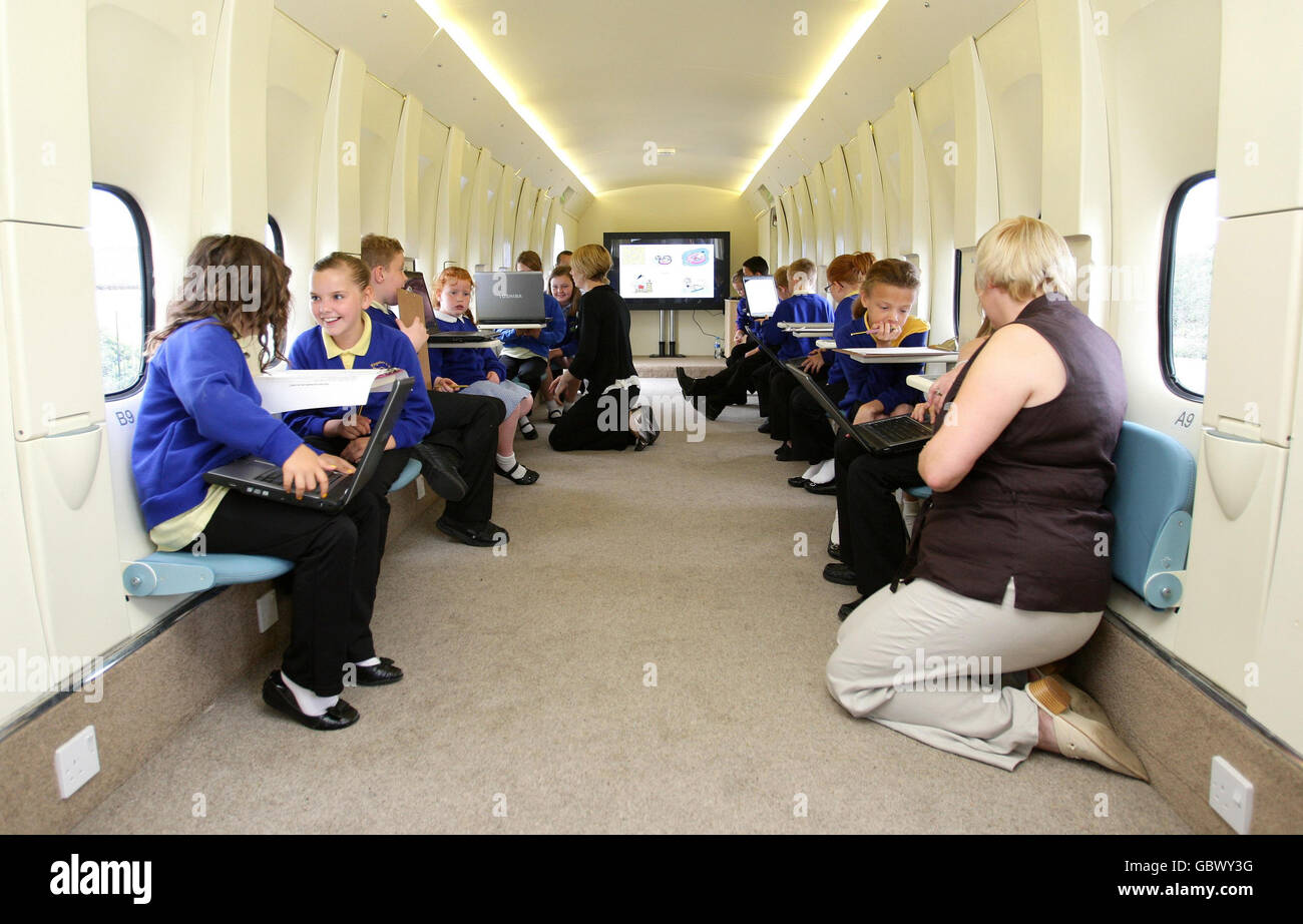 Year 3 and year 4 pupils from Kingsland Primary School in Stoke on ...