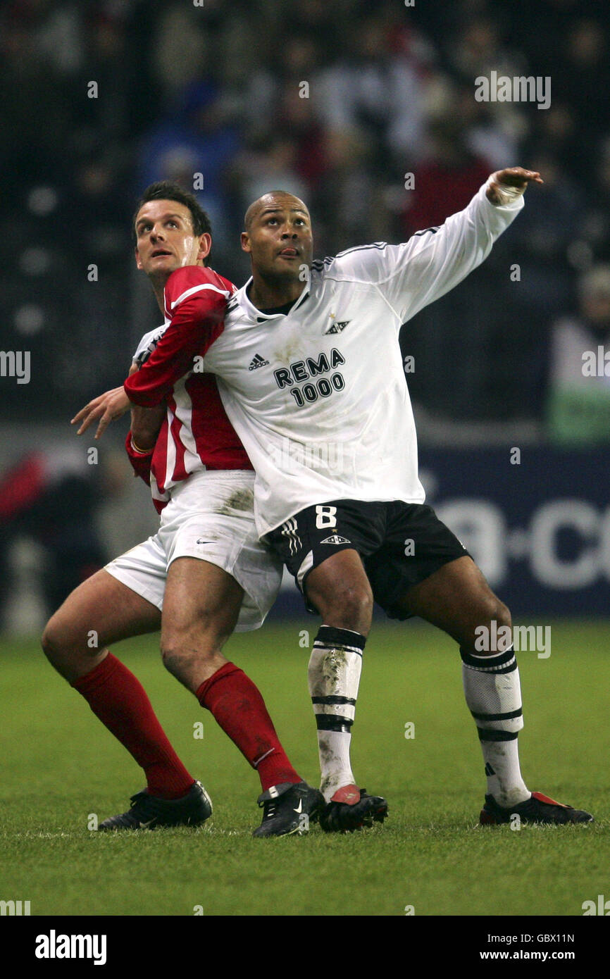 Psv eindhoven and robbie russell hi-res stock photography and images ...