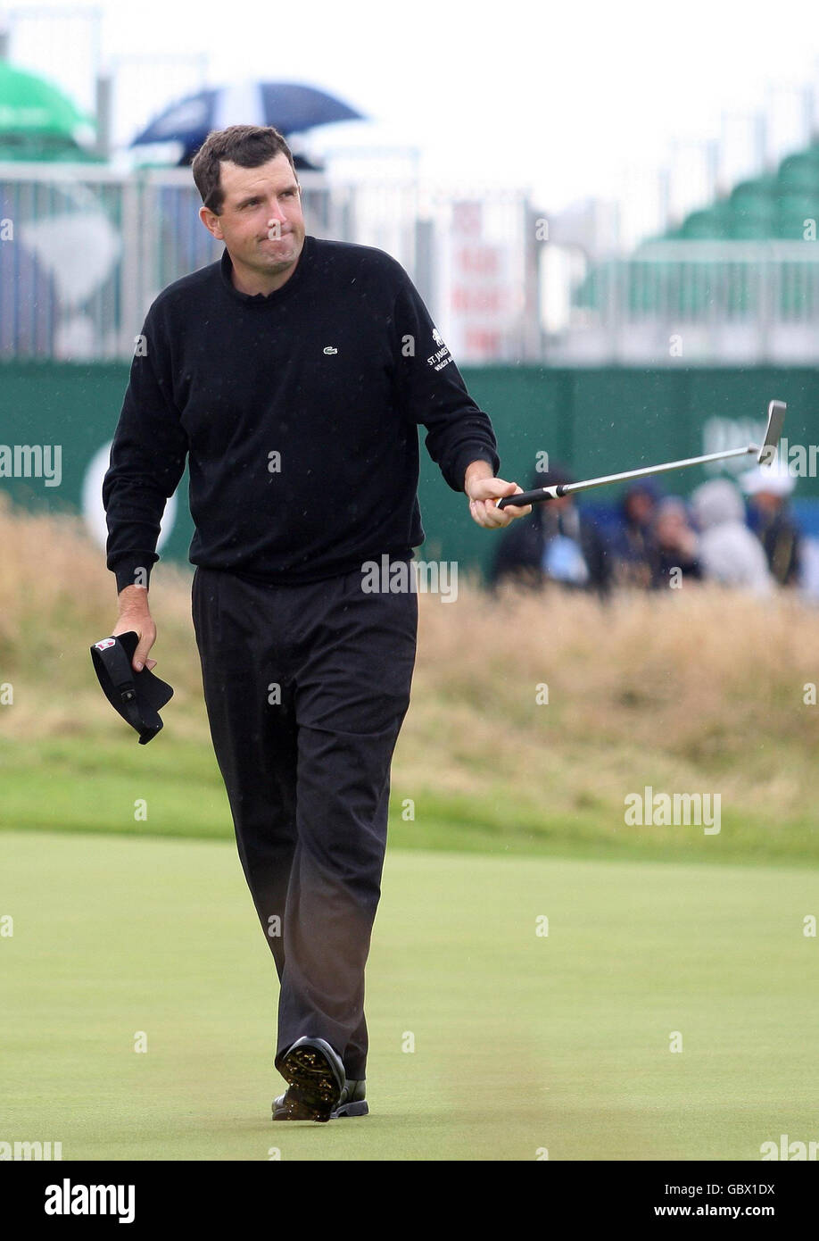 England's Anthony Wall acknowledges the crowd after the 18th during the ...