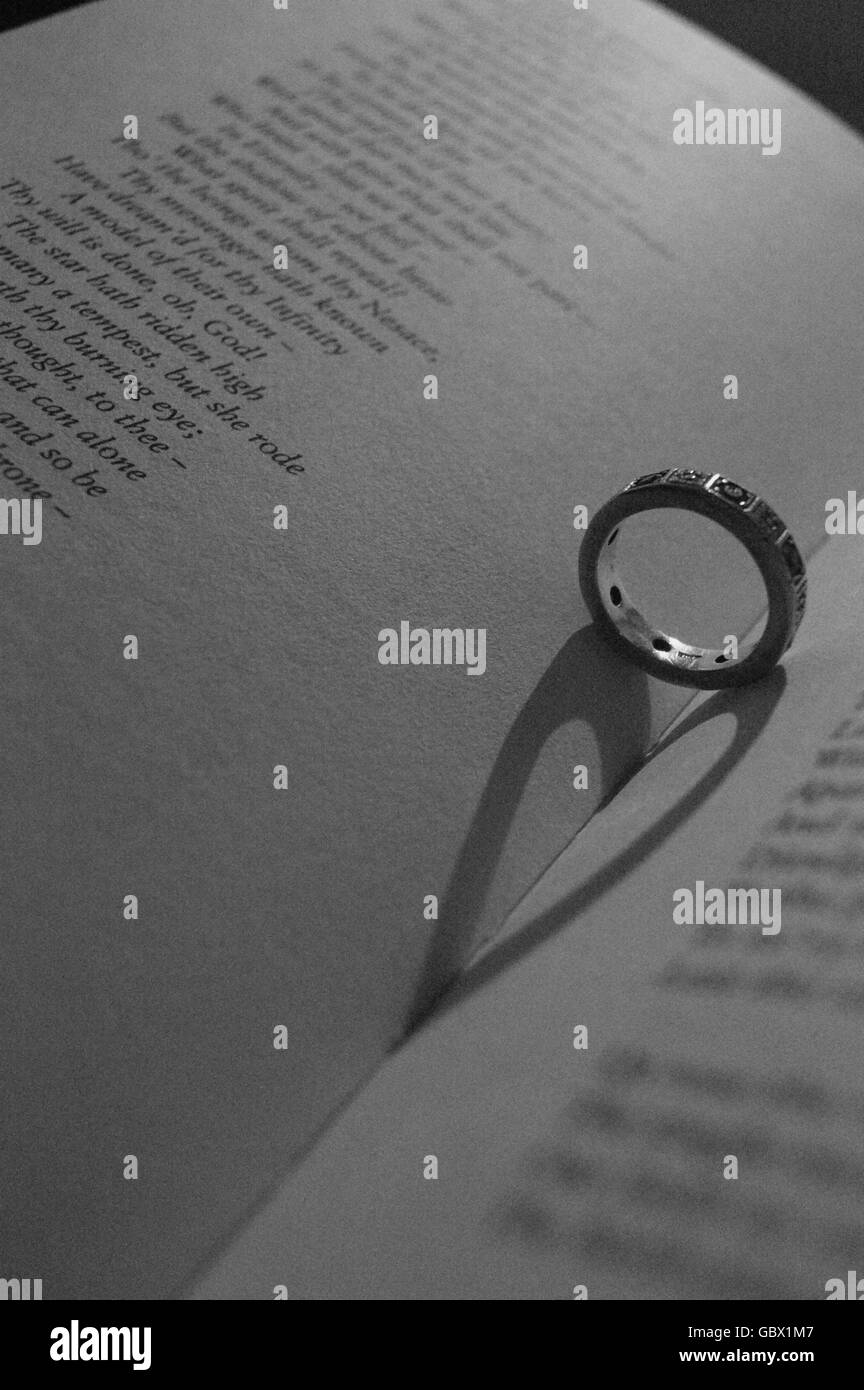 Heart background images Black and White Stock Photos & Images - Alamy