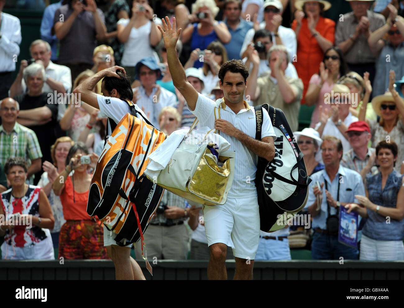 Happy tennis spectators hi-res stock photography and images - Alamy