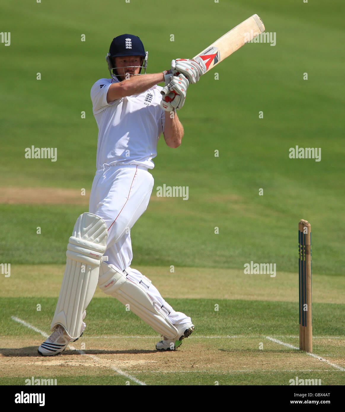 Cricket boundary hi-res stock photography and images - Alamy