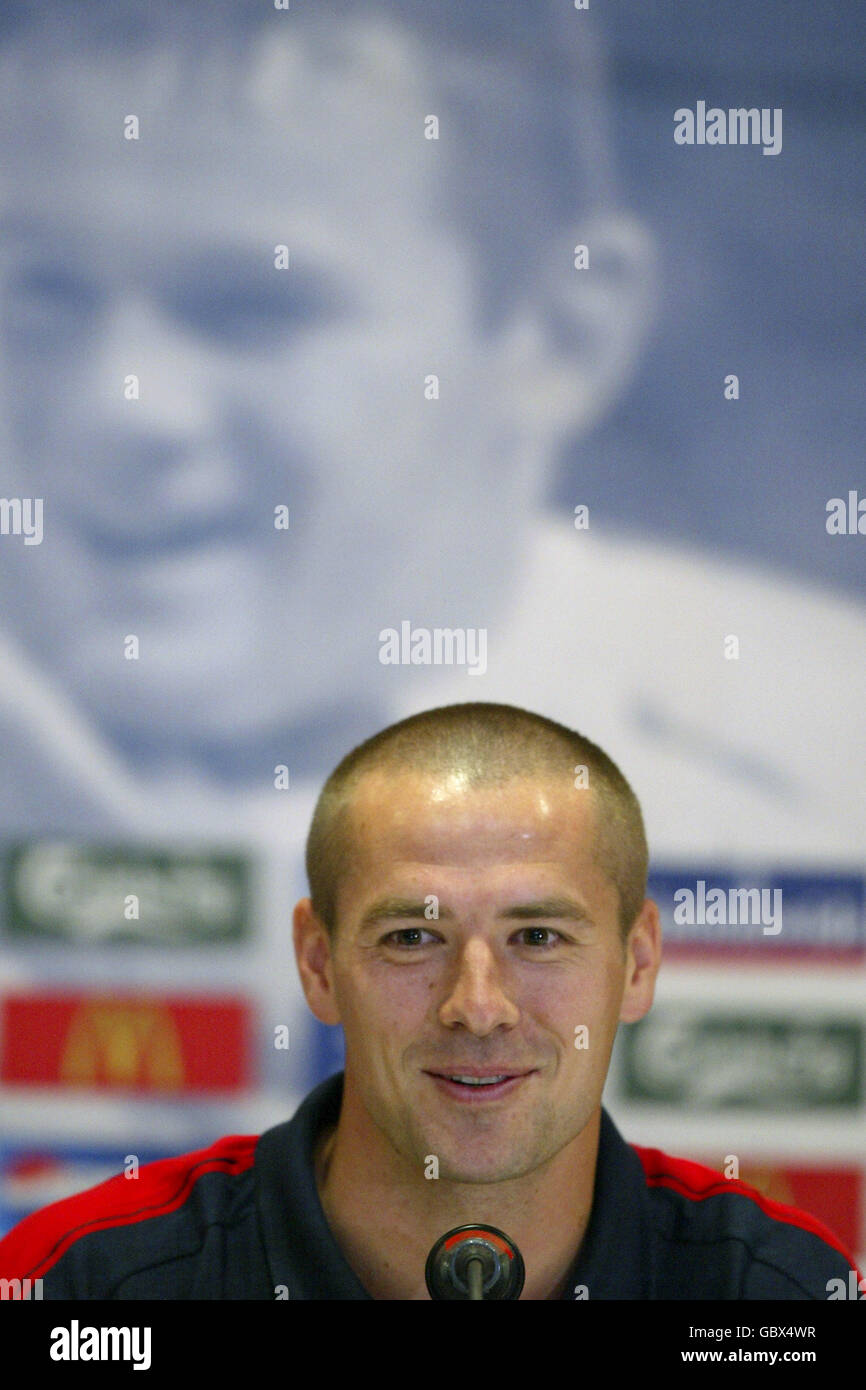 Soccer - FIFA World Cup 2006 Qualifier - Group Six - England Press ...