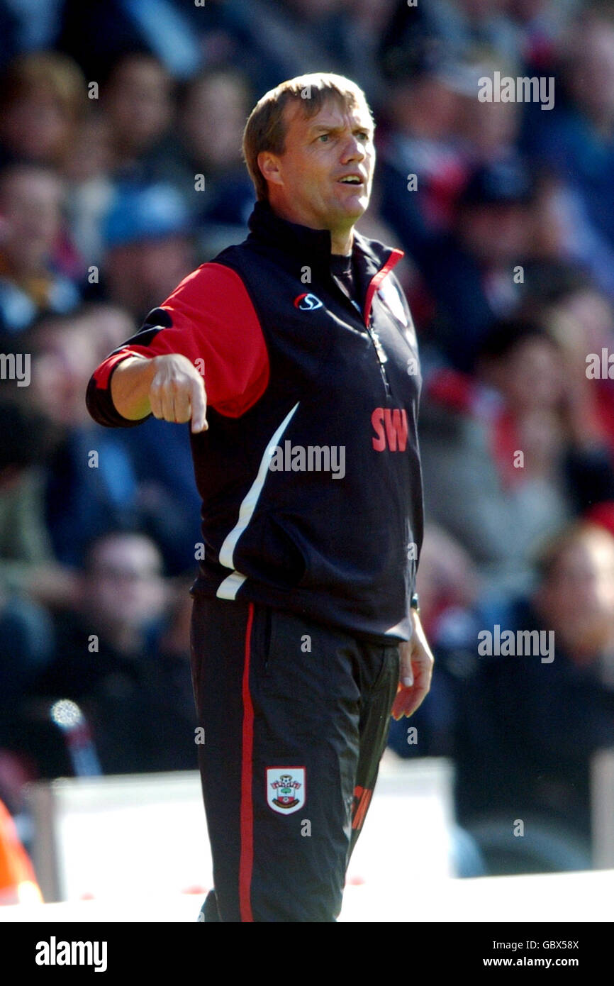 Soccer - FA Barclays Premiership - Southampton v Manchester City ...