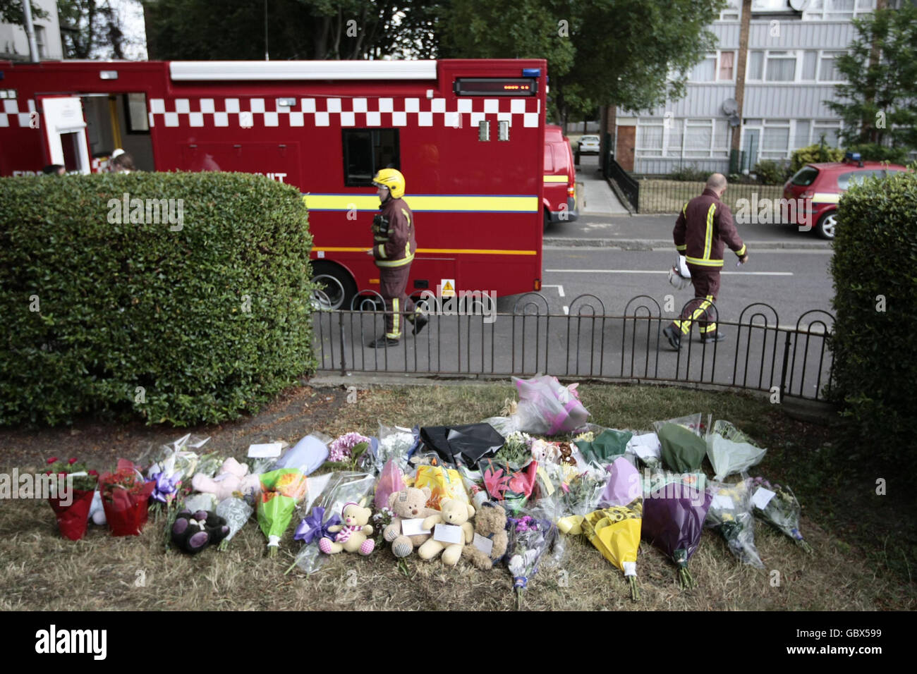 Tower block fire Stock Photo - Alamy