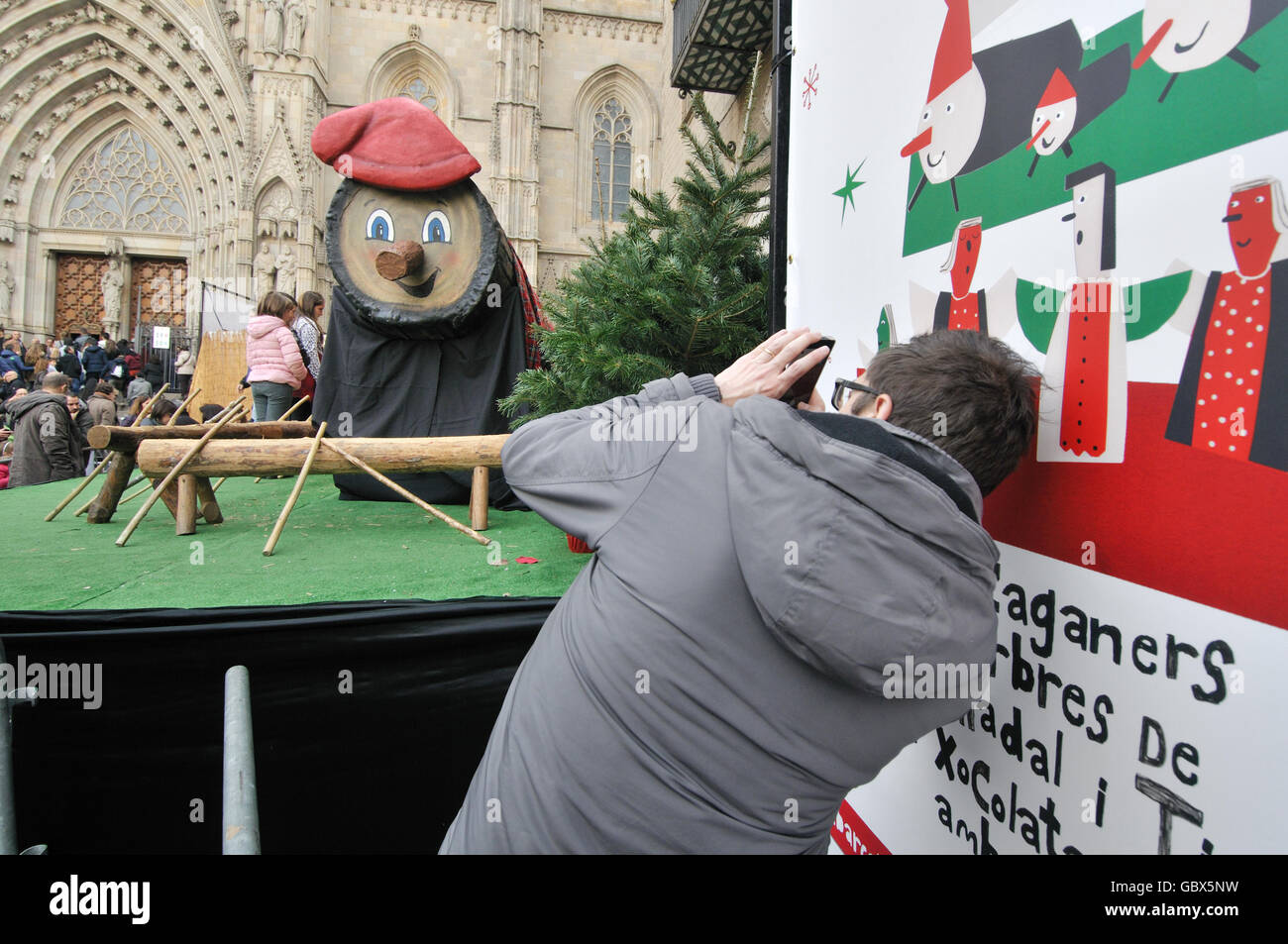 Tio christmas log hi-res stock photography and images - Alamy