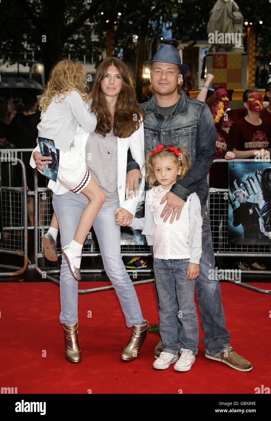 Daughters poppy oliver hi-res stock photography and images - Alamy