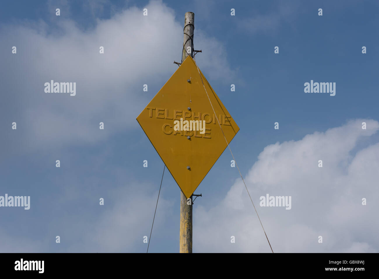 Telephone cable sign High Resolution Stock Photography and Images - Alamy