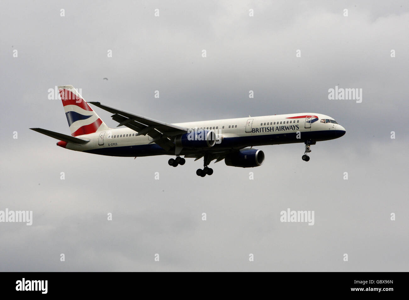 A British Airways Boeing 757 plane lands at Heathrow Airport in ...