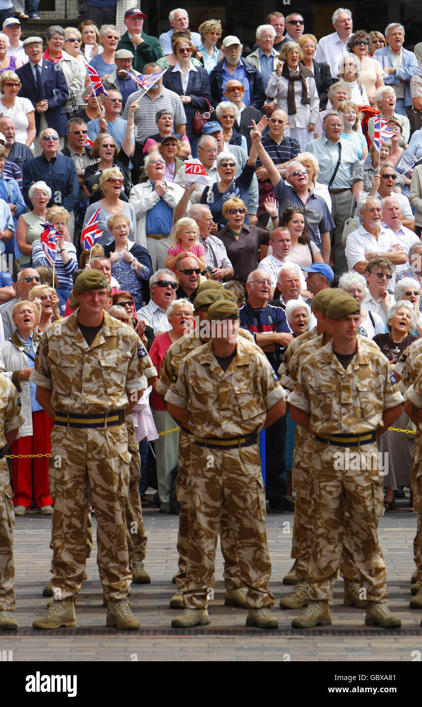 Princess of Wales' Regiment parade in Portsmouth Stock Photo - Alamy