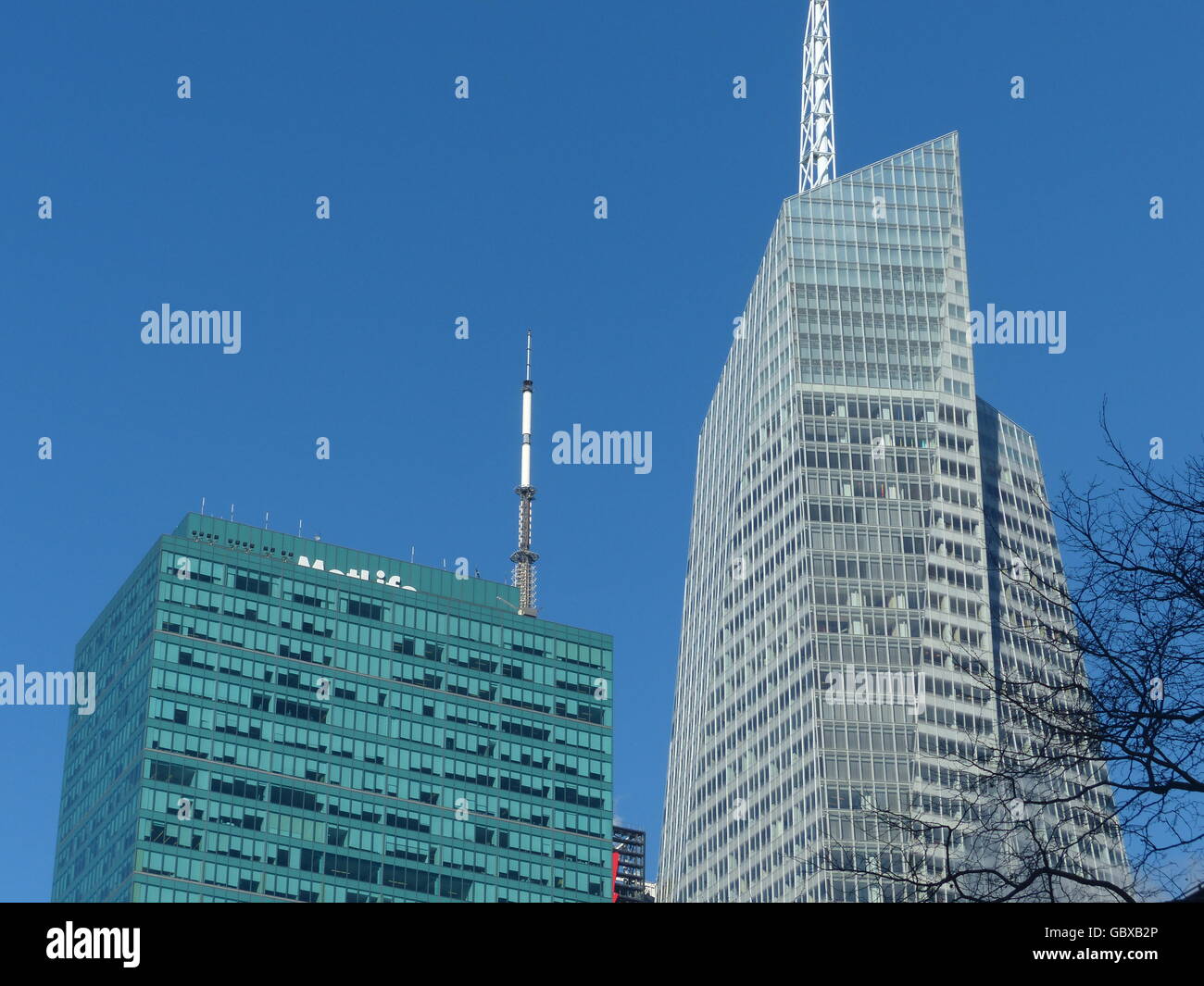 Modern office tower, New York Stock Photo - Alamy