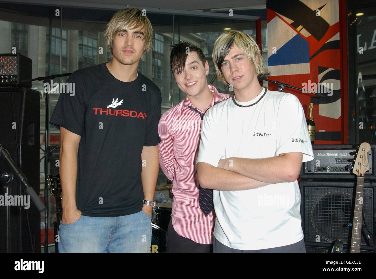 Music, MTV TRL UK. Pop group Busted Stock Photo - Alamy