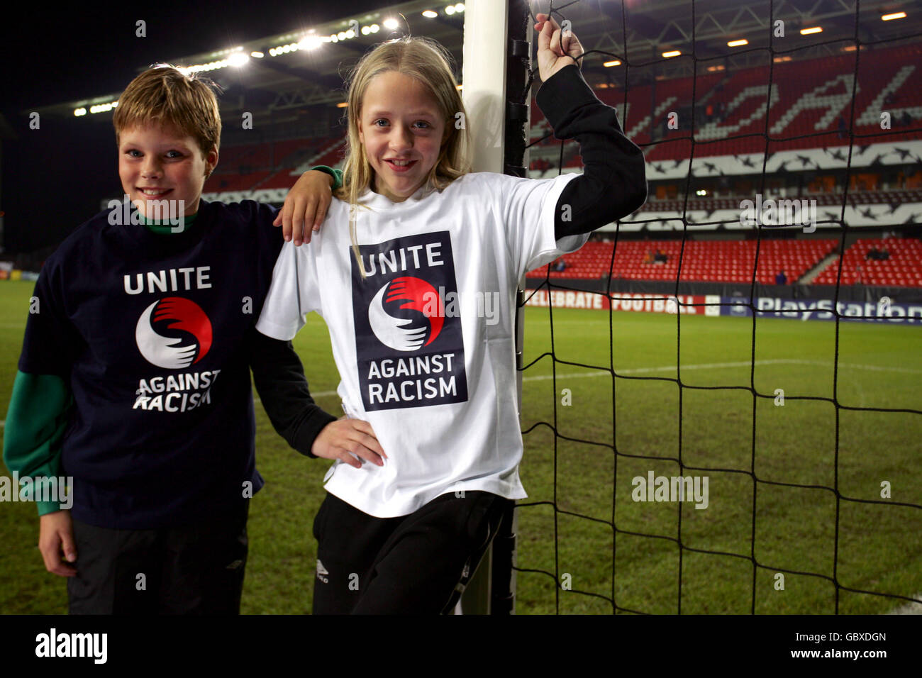 Local children promote the Unite Against Racism campaign Stock Photo ...