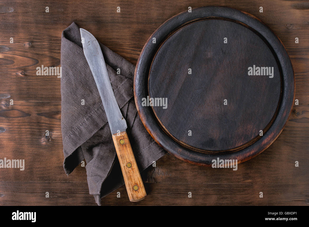 Empty chopping board sharp hi-res stock photography and images - Alamy