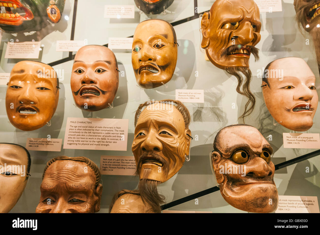 England, Oxfordshire, Oxford, Pitt Rivers Museum, Display of Japanese ...