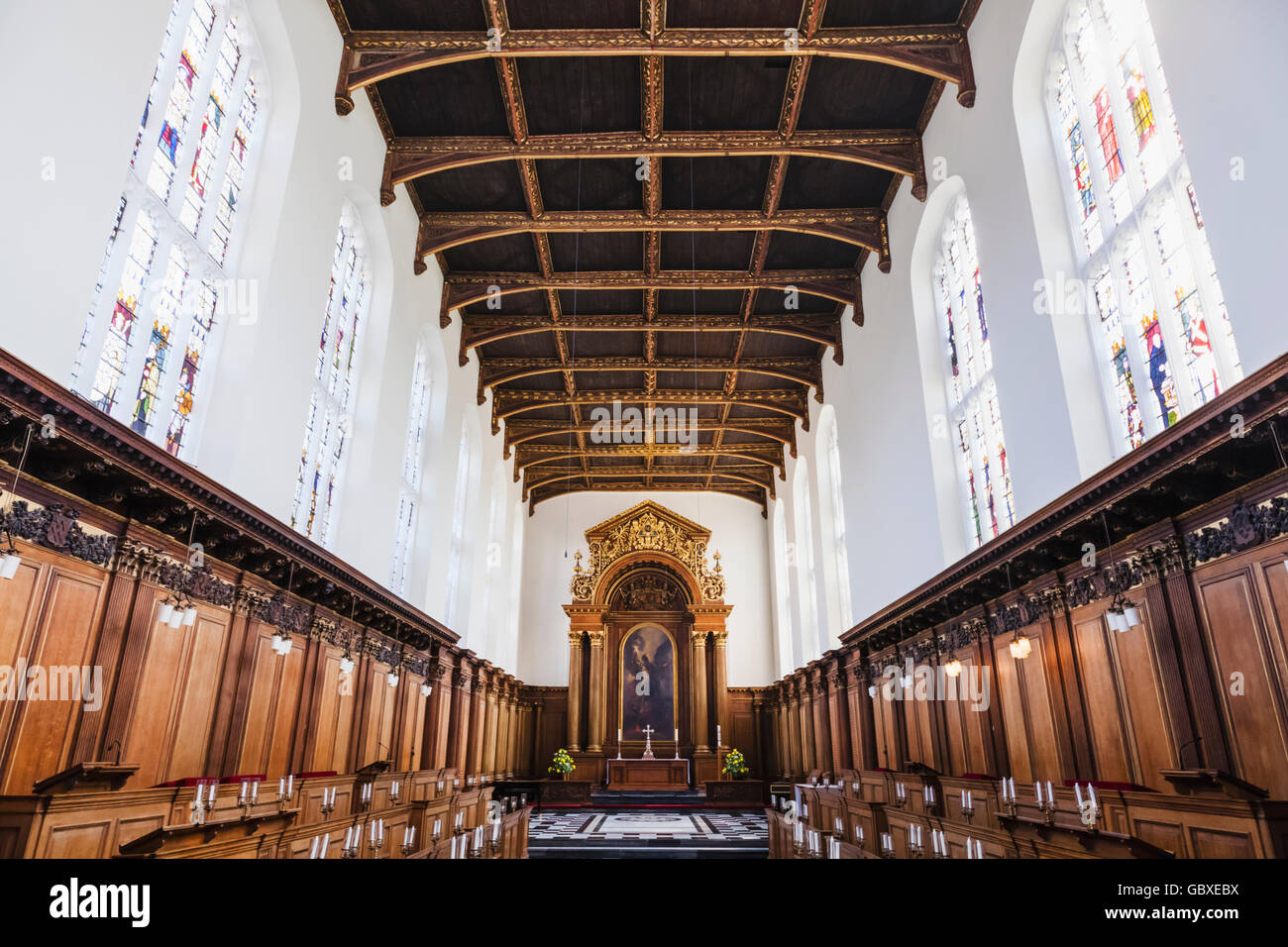 Trinity college chapel cambridge hi-res stock photography and images ...