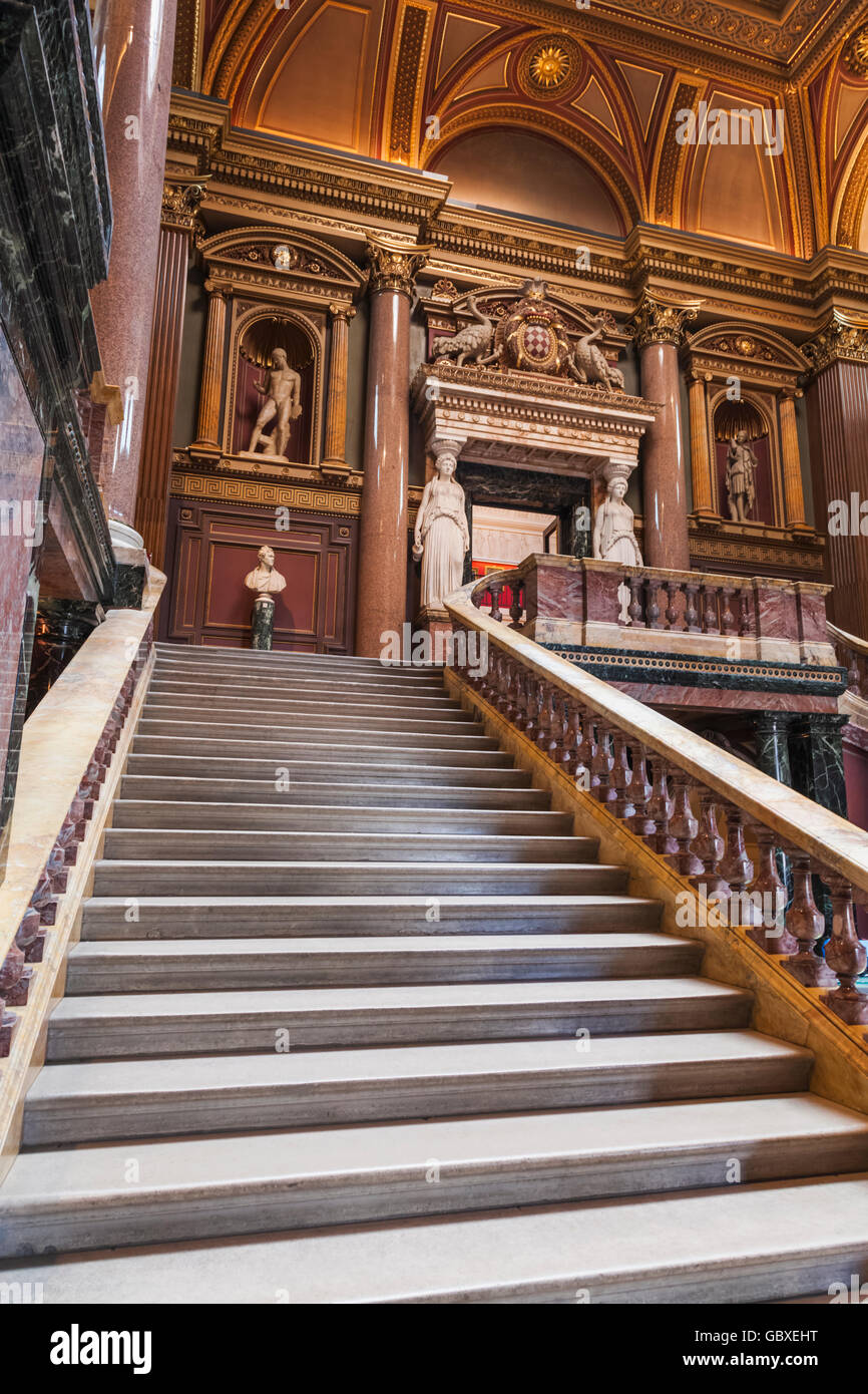 Cambridge interior inside hi-res stock photography and images - Alamy