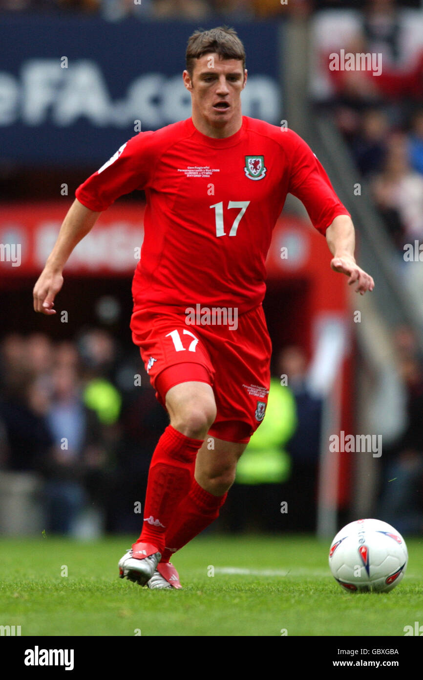 Soccer - FIFA World Cup 2006 Qualifier - Group Six - England v Wales ...