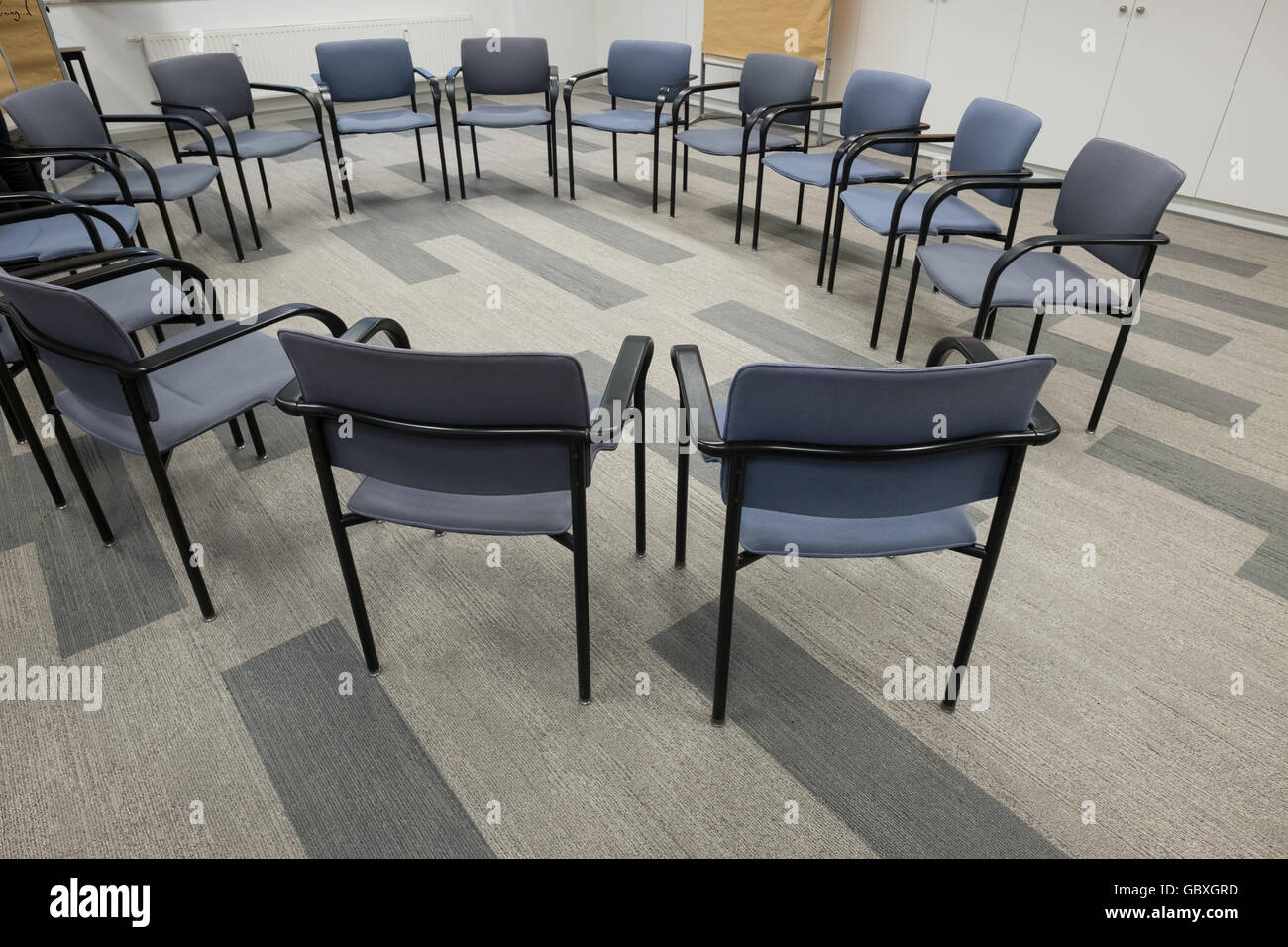 Circle of chairs in room for workshop and advanced education Stock ...