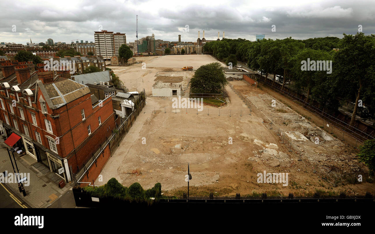 Chelsea barracks hi-res stock photography and images - Alamy