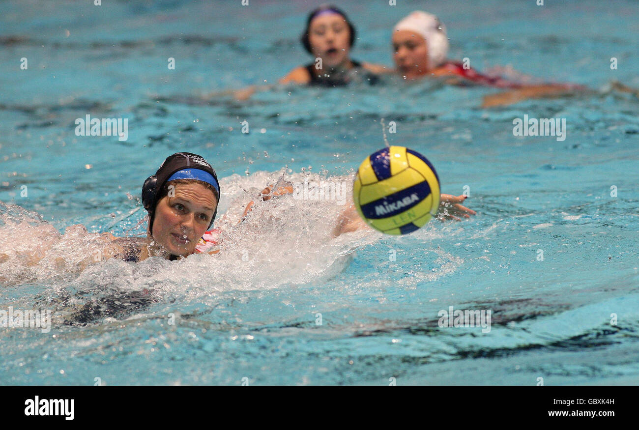 Great Britain's Fran Leighton battles with Czech Republic's Dita ...