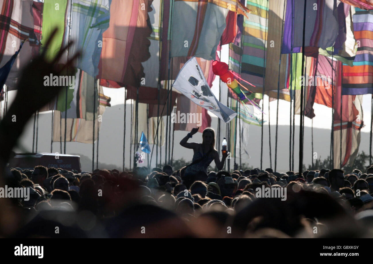 Snow patrol musical performance hi-res stock photography and images - Alamy