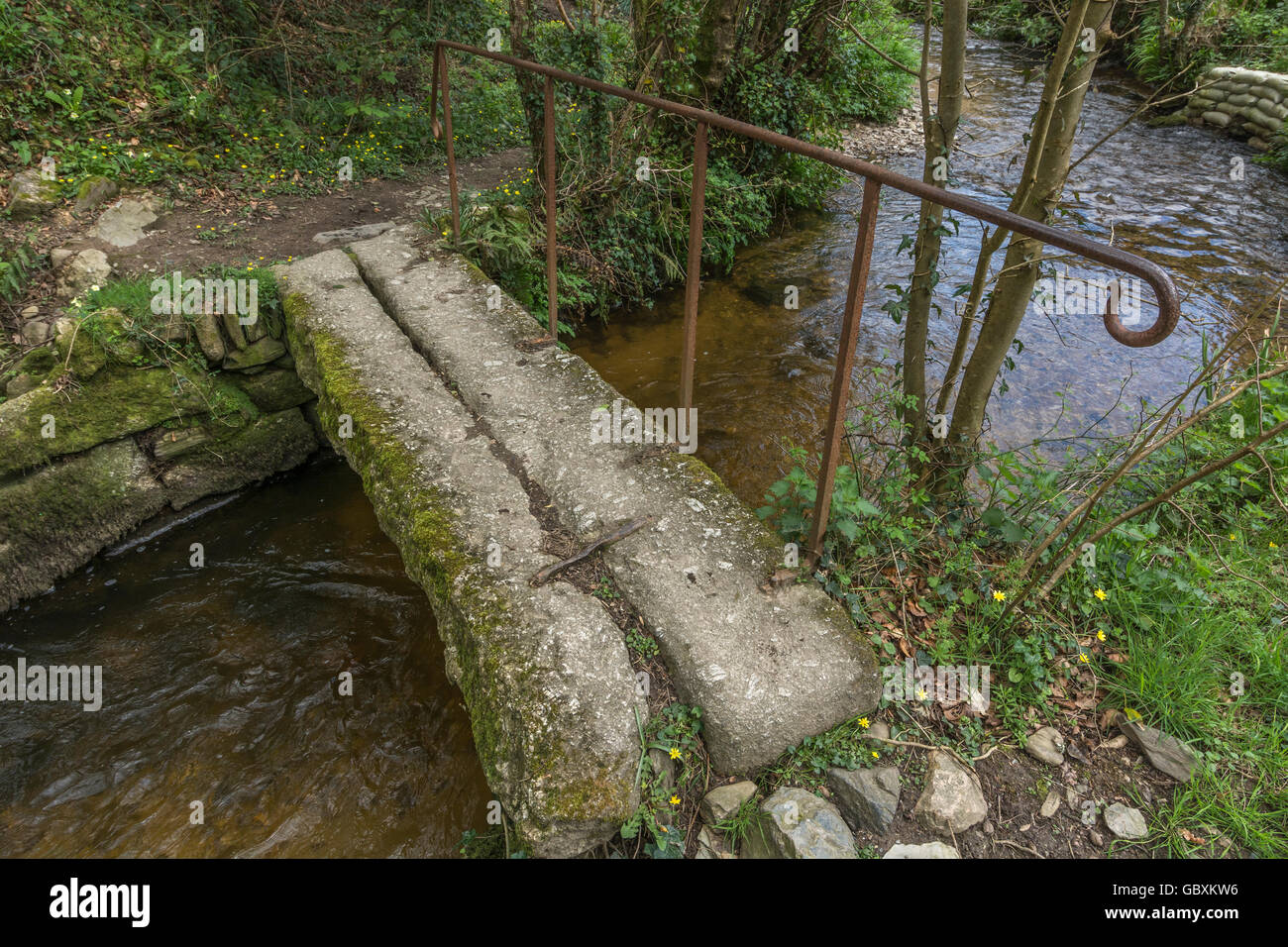 Granite stone bridge straddling a stream in mid-Cornwall. Visual ...