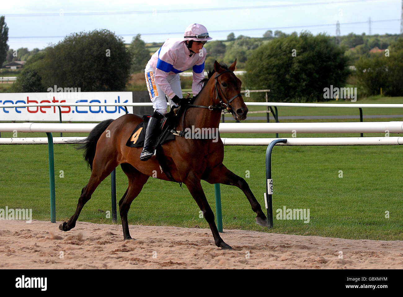 Horse racing southwell races hi-res stock photography and images - Alamy
