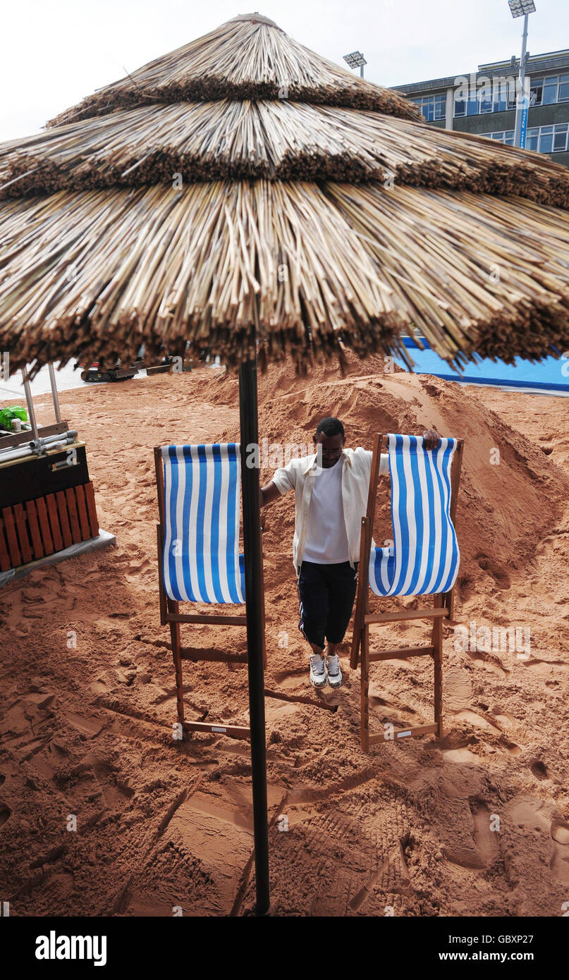 Nottingham's city centre beach Stock Photo - Alamy