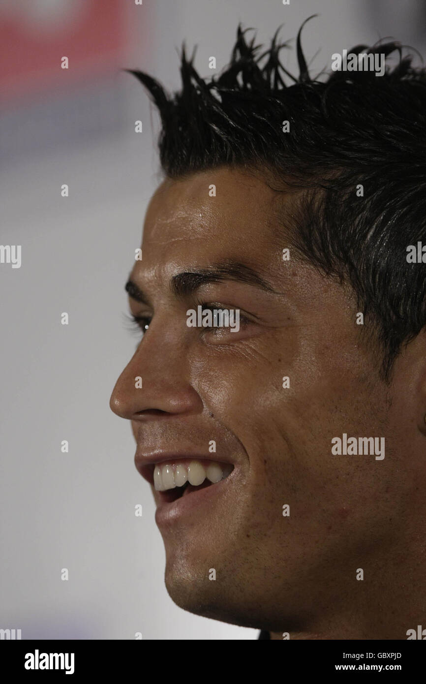 Football pre season head shot headshot portrait smiling smiles hi-res ...