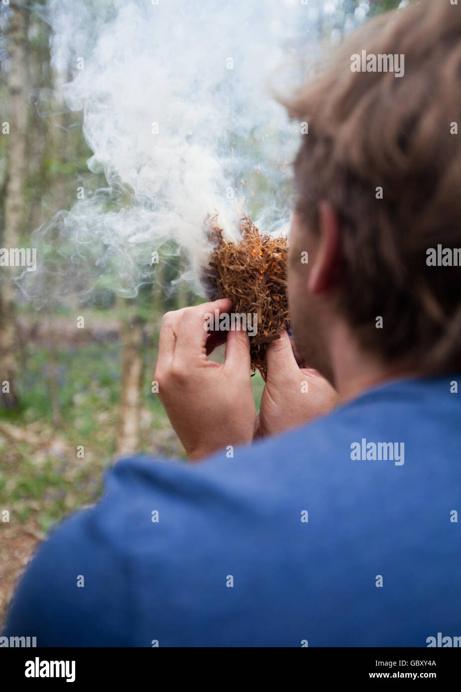 Starting fire with flint hi-res stock photography and images - Alamy