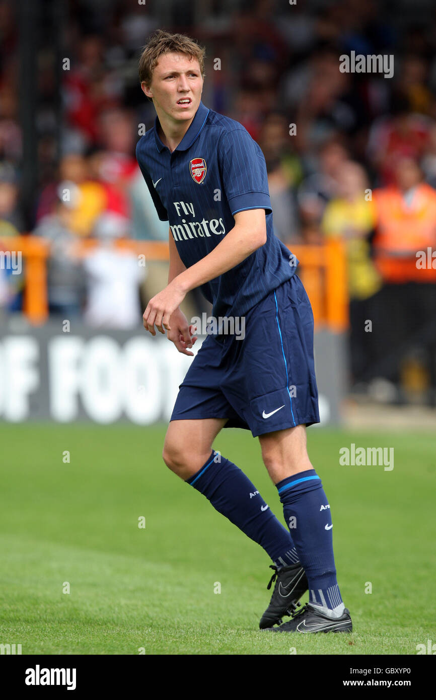 Luke ayling arsenal hi-res stock photography and images - Alamy
