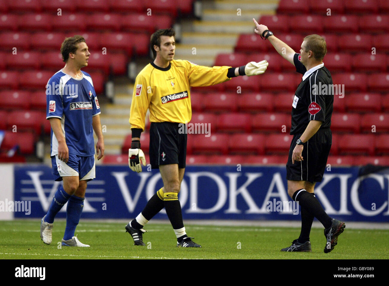 Swindon town goalkeeper rhys evans hi-res stock photography and images ...