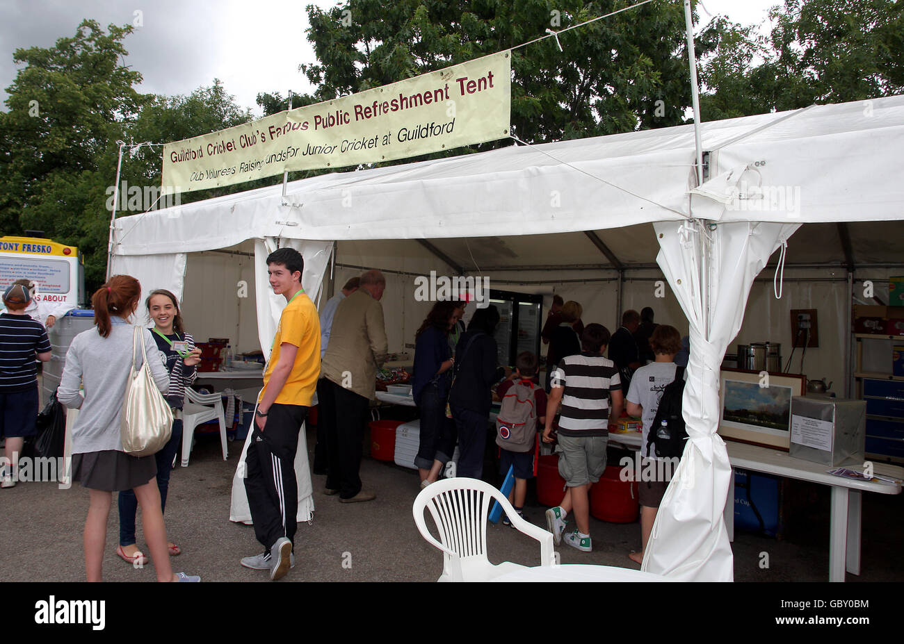 Cricket tent refreshments shop hi-res stock photography and images - Alamy