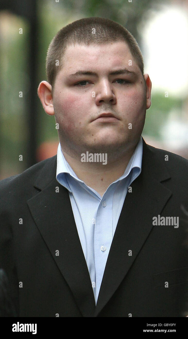 Harry Potter actor Jamie Waylett, 19, arrives at City of Westminster ...