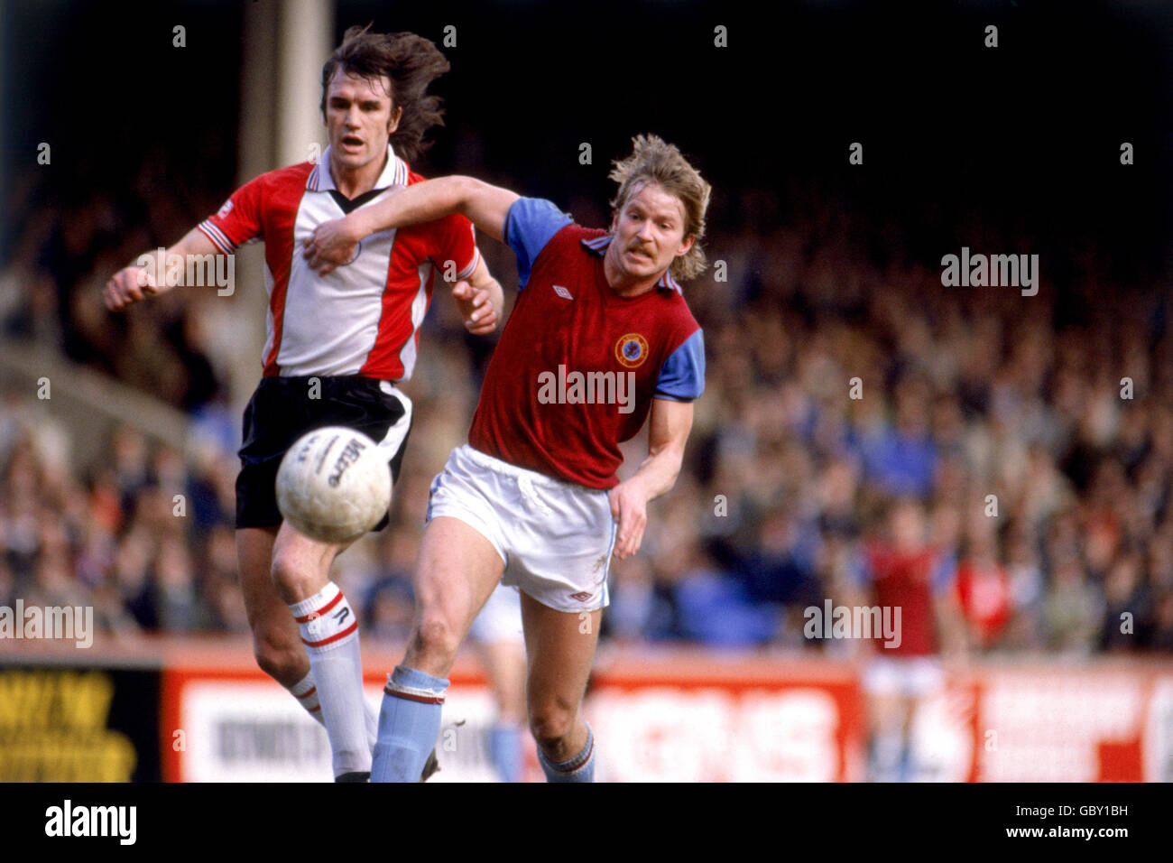 David geddis aston villa hi-res stock photography and images - Alamy