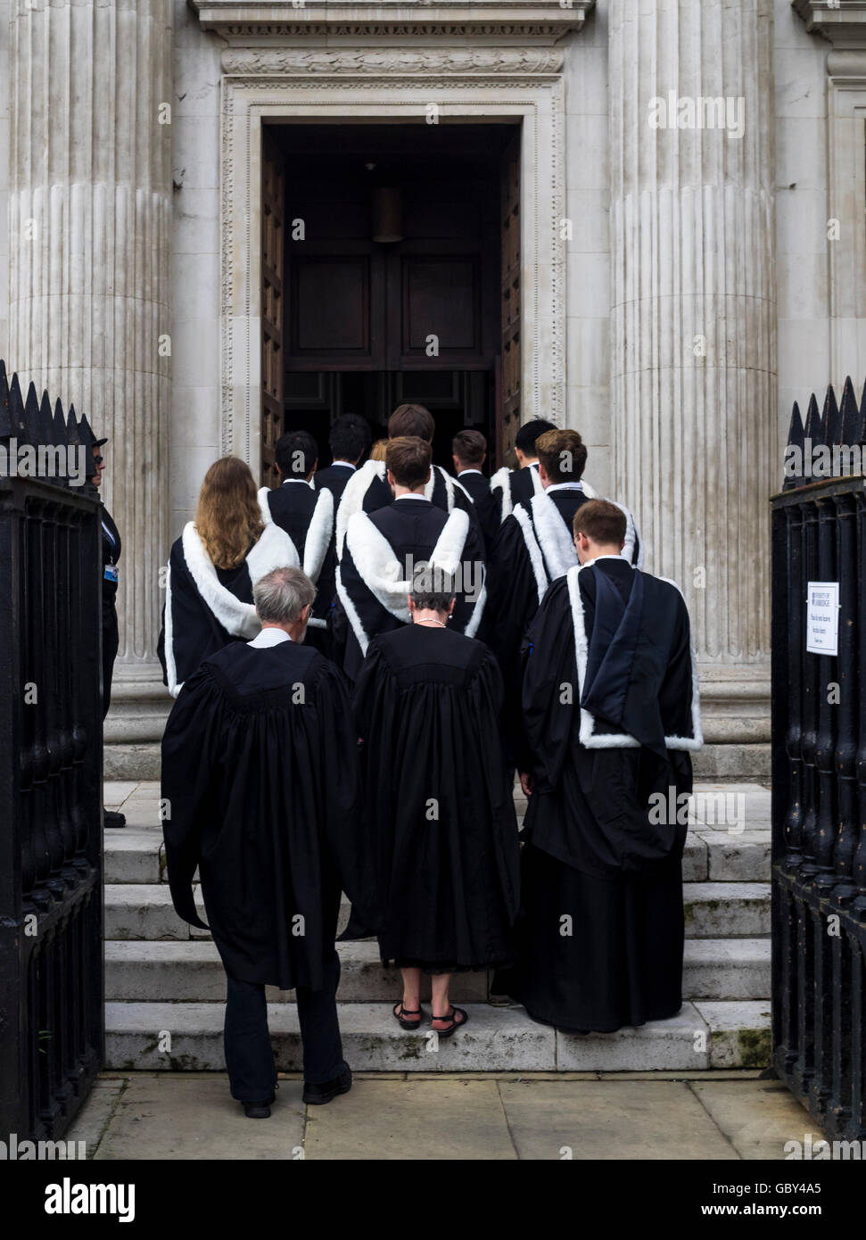 Cambridge university graduation hi-res stock photography and images - Alamy