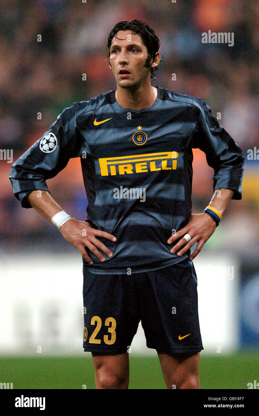 Soccer - UEFA Champions League - Group G - Inter Milan v Valencia ...