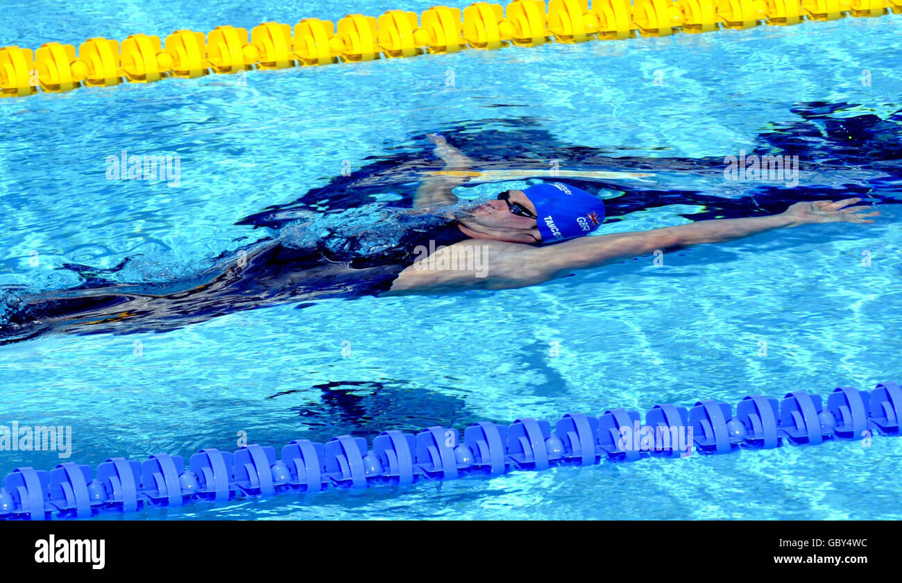 Heat mens 100m backstroke hi-res stock photography and images - Alamy