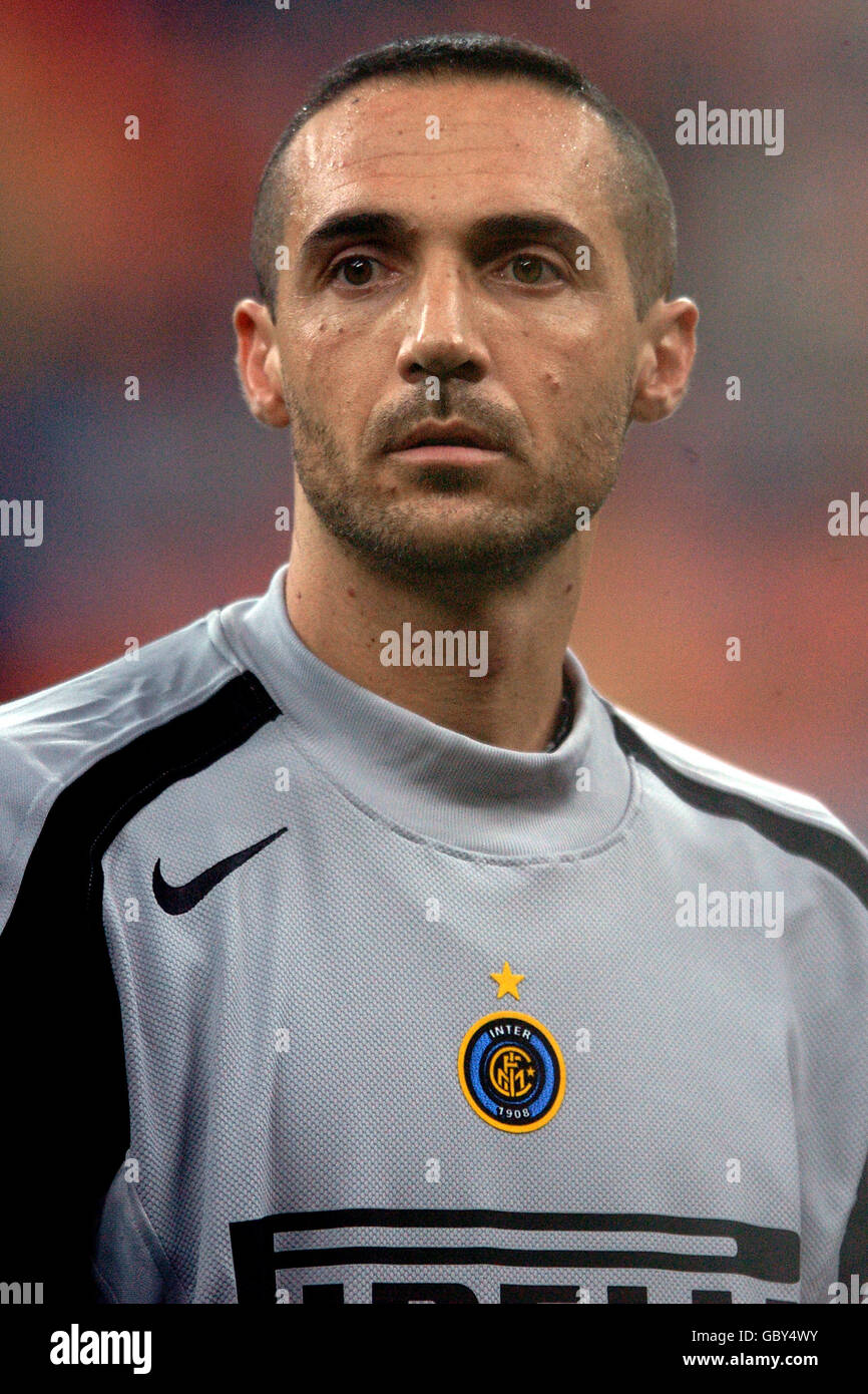 Valencia v inter milan alberto fontana hi-res stock photography and ...