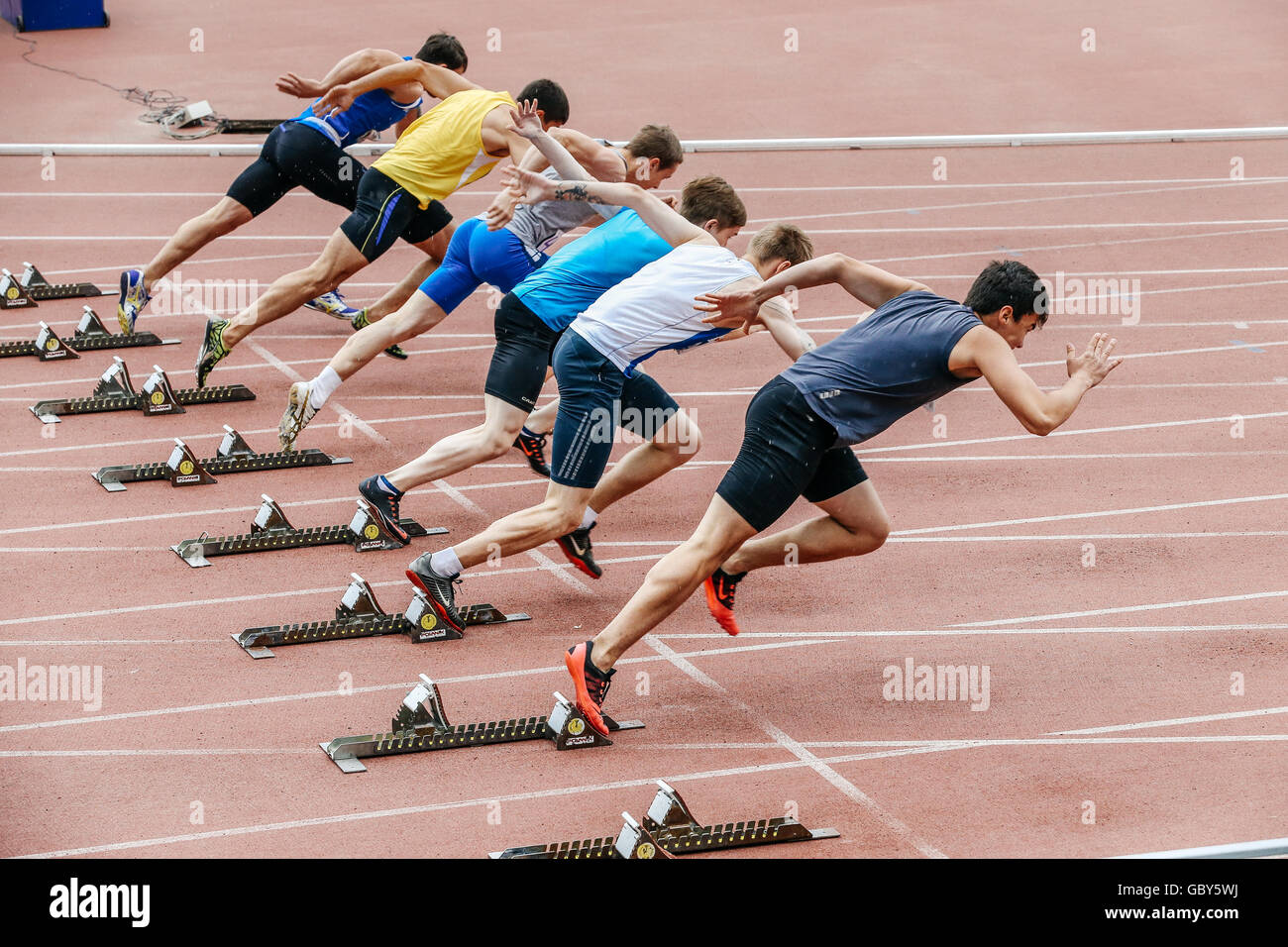 Explosive sprint hi-res stock photography and images - Alamy