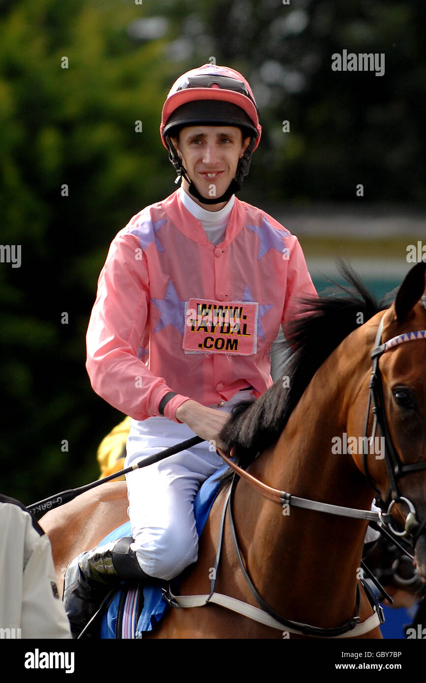 Nottingham racecourse hi-res stock photography and images - Alamy