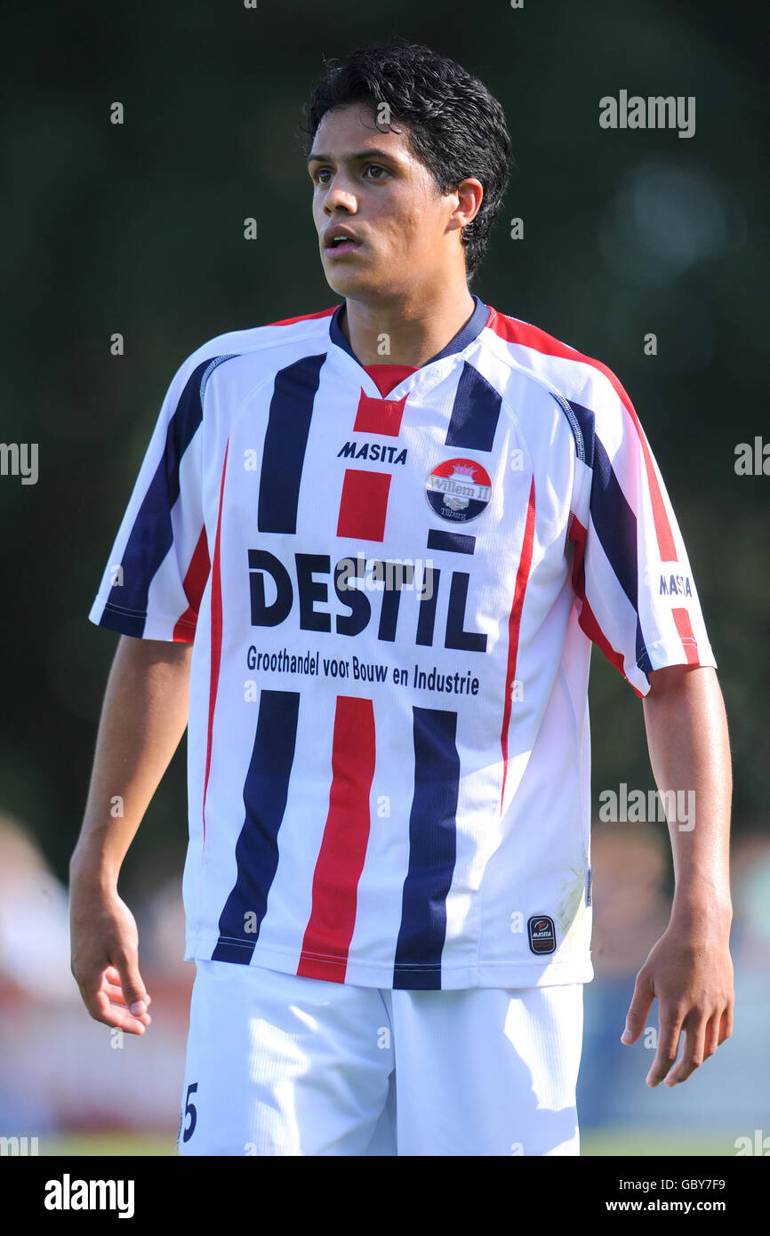 Leonardo veloso hi-res stock photography and images - Alamy