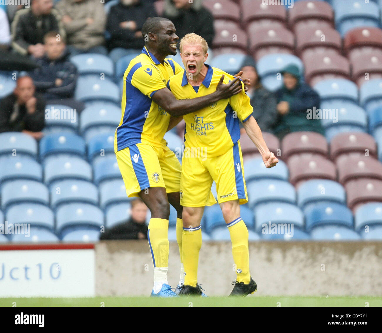 Leeds uniteds luciano becchio celebrates hi-res stock photography and ...